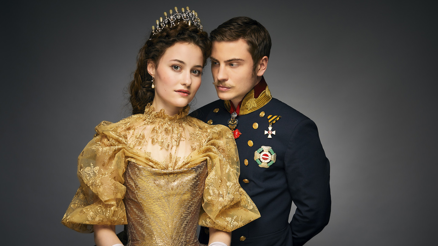 Verlangen, Macht, Verletzlichkeit – Neue Event-Serie "Sisi" von Story ...